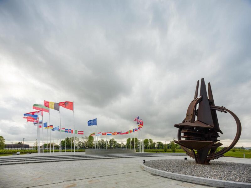 Brussels landmarks go NATO blue for Summit - We Love Brussels