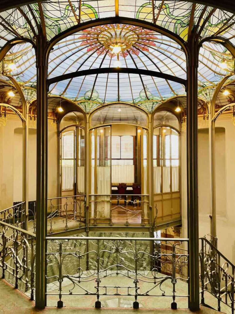 OXY: Extensive renovation of iconic modernist building in the heart of ...