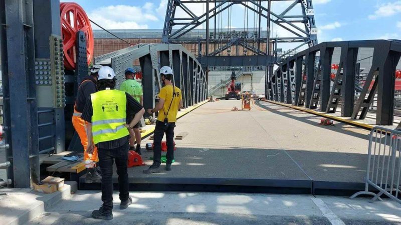 Port of Brussels: 70th anniversary of the Buda Bridge - We Love Brussels