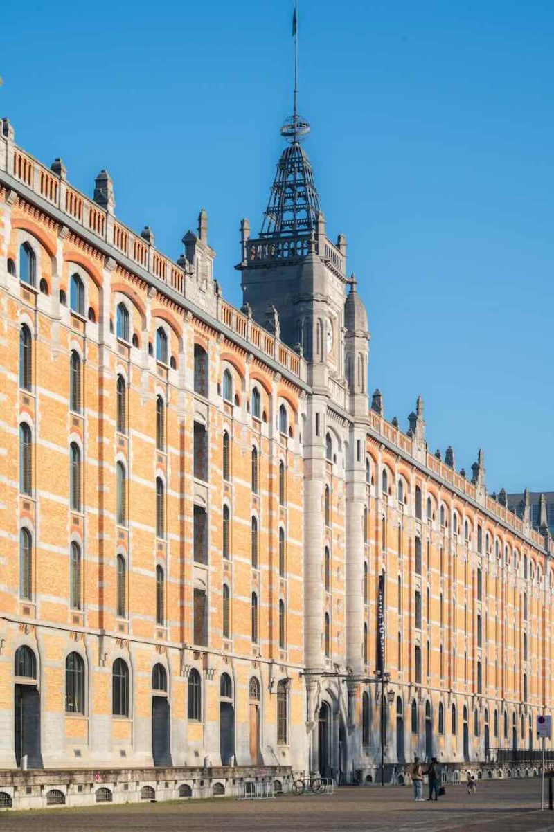 Photo story: Sunny mornings around Brussels Canal - We Love Brussels